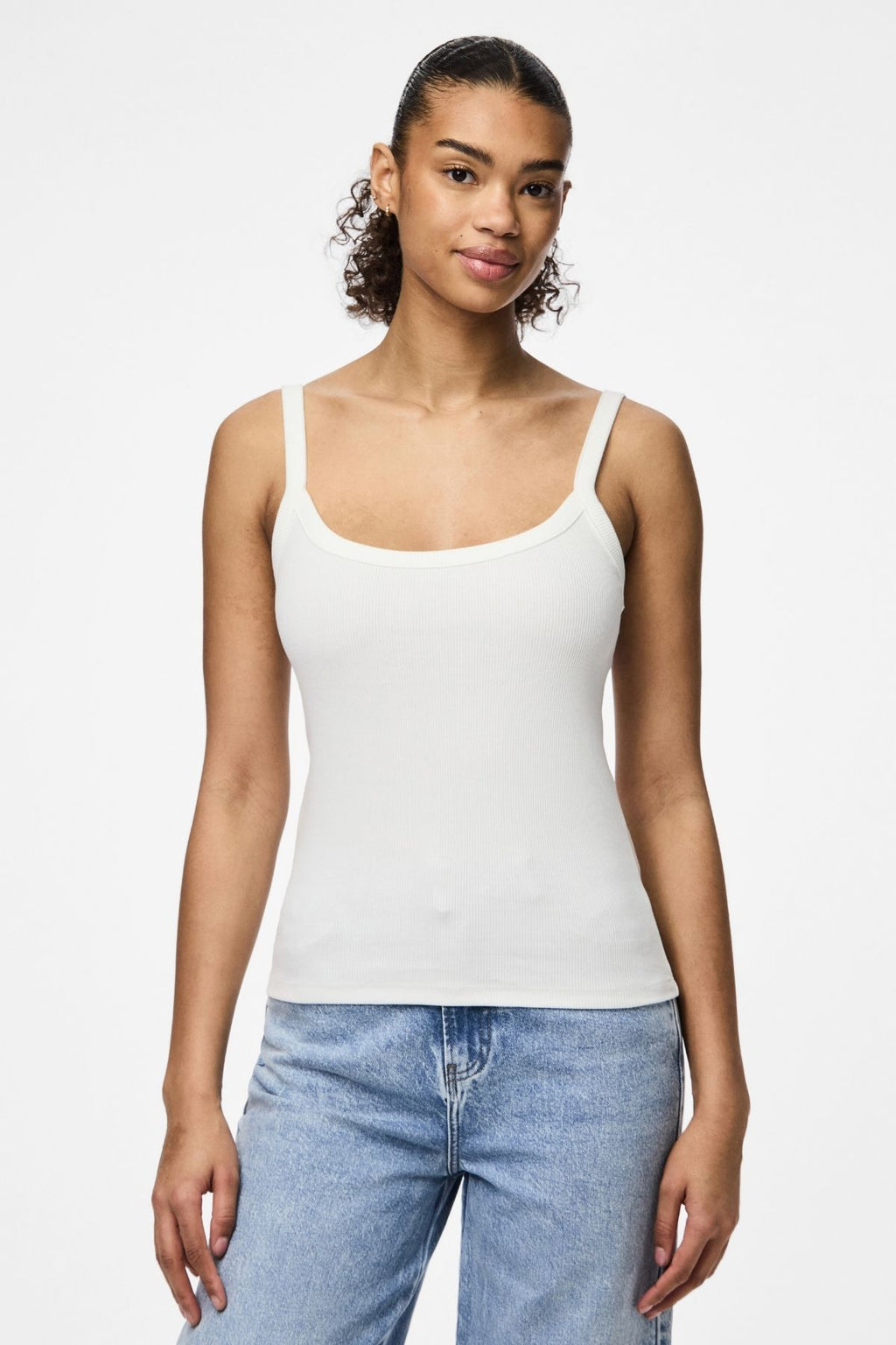 May Strap Top - Bright White | PIECES Top til Kvinder - Teeshoppen